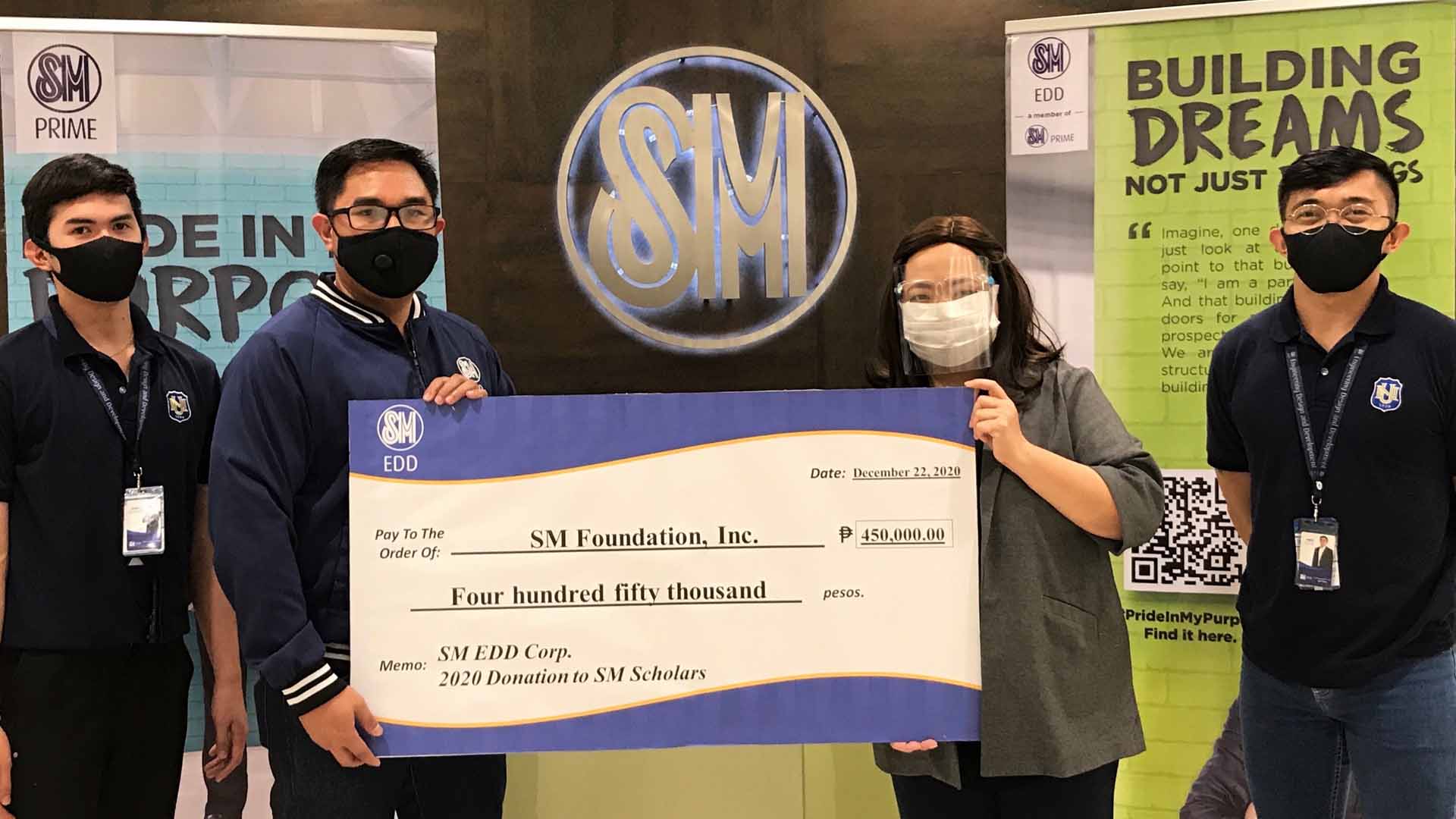 SM Scholarship Program Receives Support From SM EDD | PAGEONE