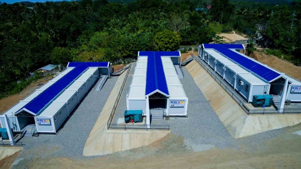 DPWH Turns Over New Isolation Facilities To Bataan Town | PAGEONE