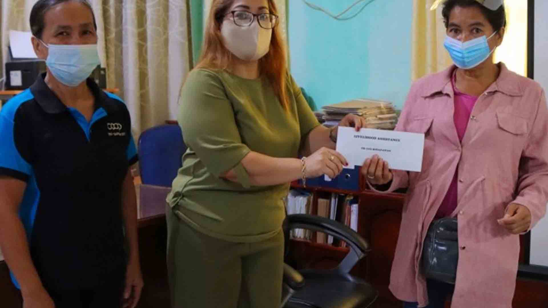 Distressed OFWs Get Aid From Kidapawan City Gov’t | PAGEONE