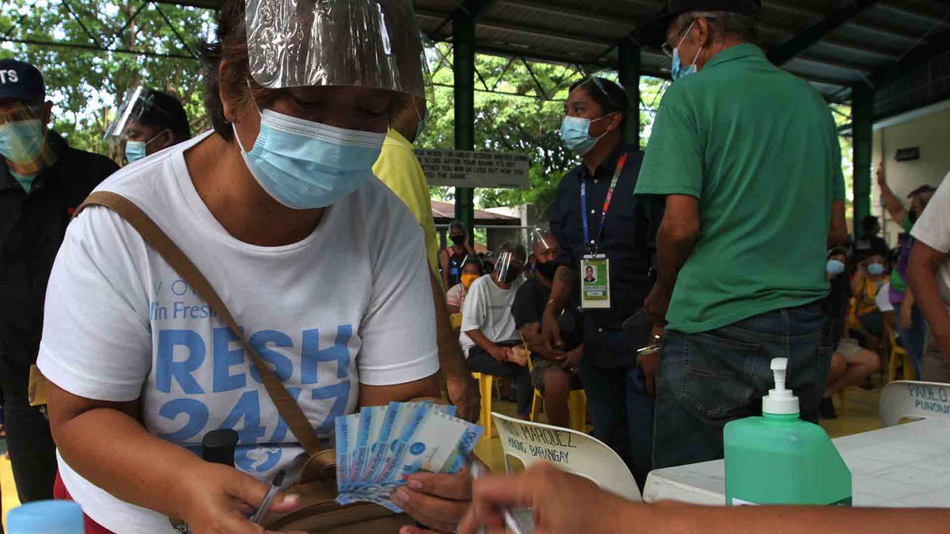 380K Manila Families To Benefit From ECQ Aid | PAGEONE