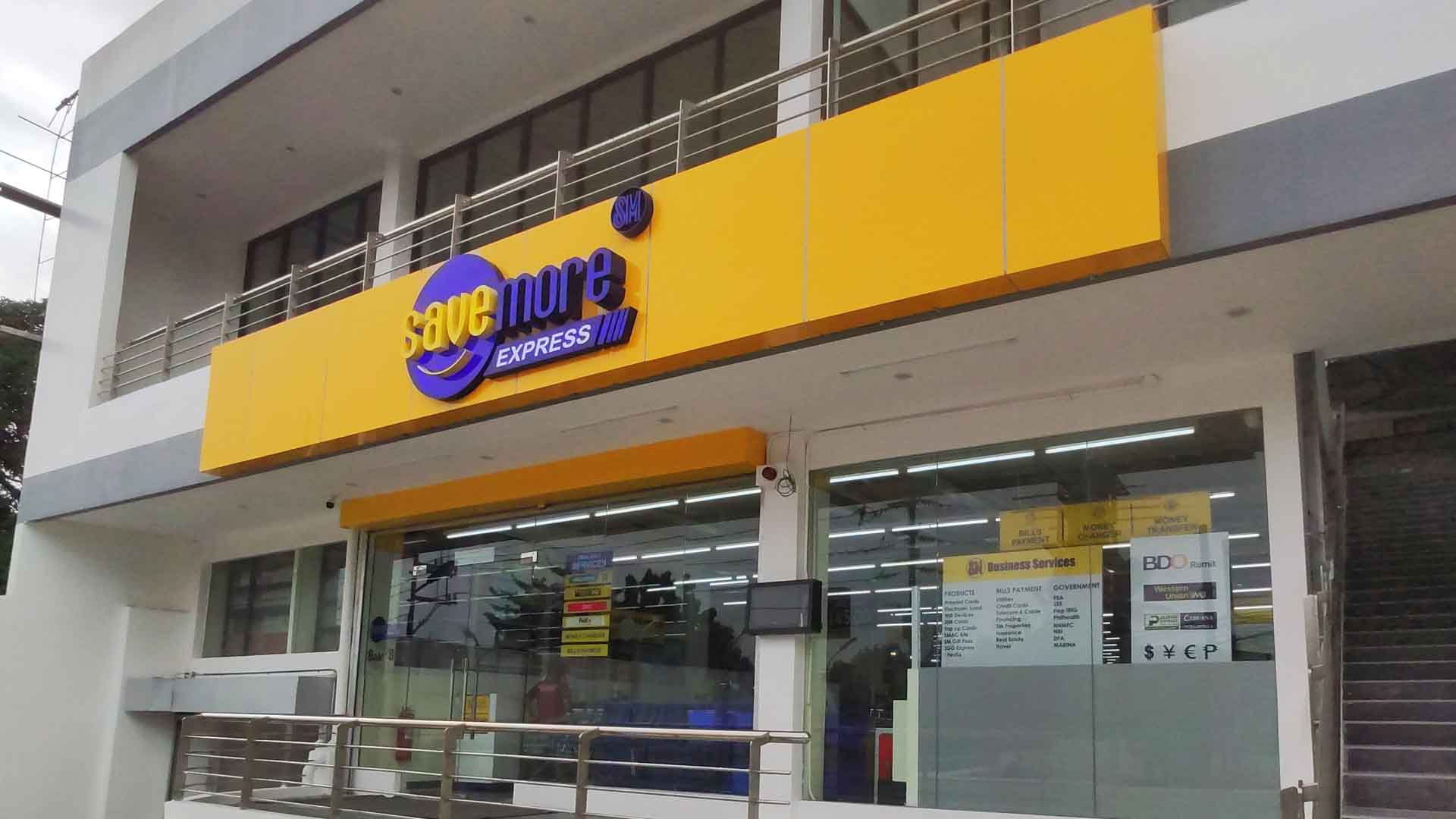 Serving In All Sizes: Savemore Introduces New Store Format | PAGEONE