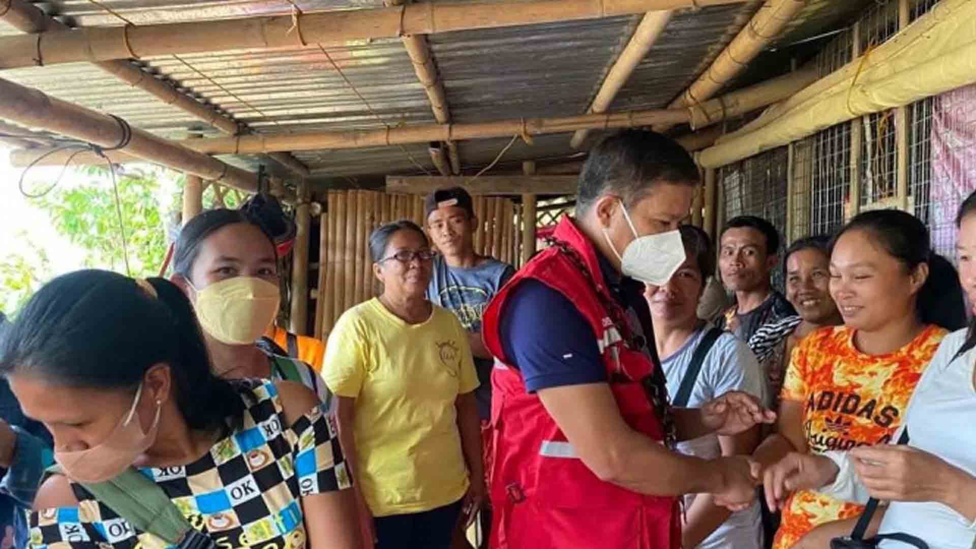 Iloilo Town Gets P1.5-M Livelihood Aid From DSWD | PAGEONE