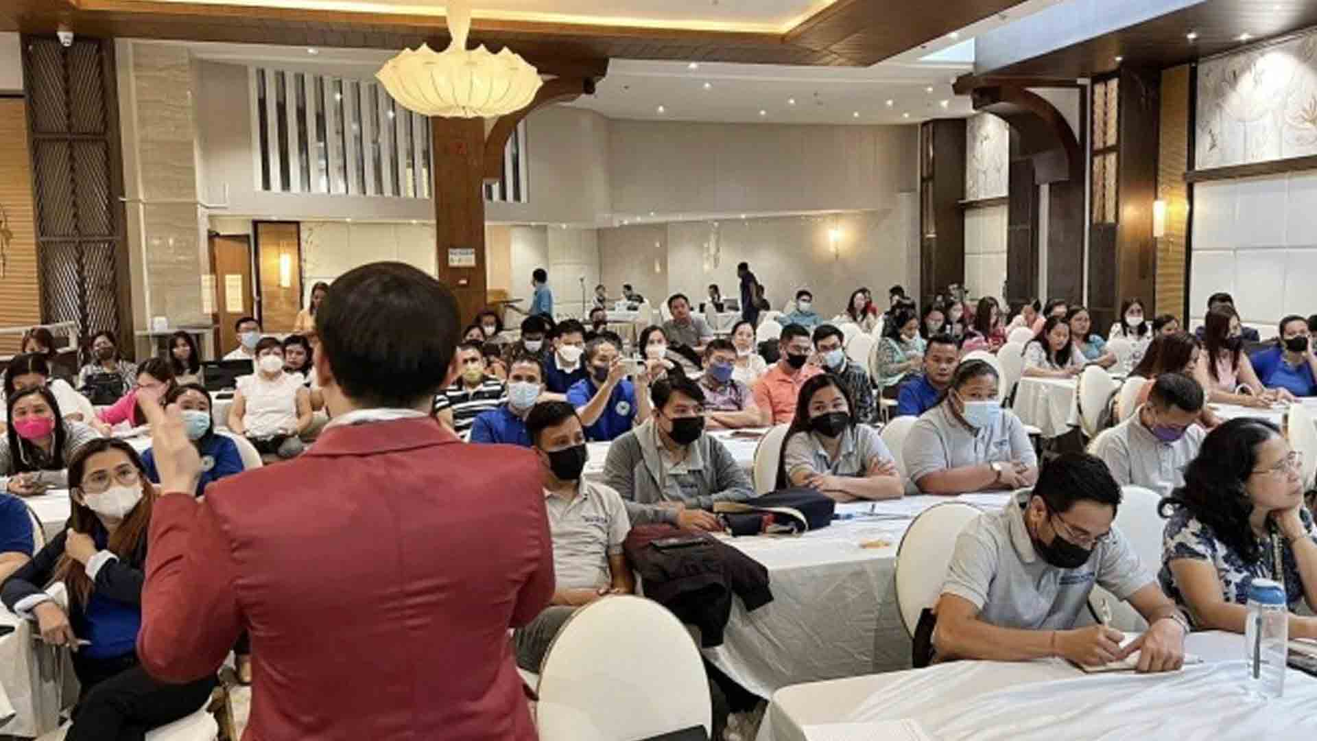 14 Iloilo Schools Pilot Senior High Classes For Alternative Learning ...