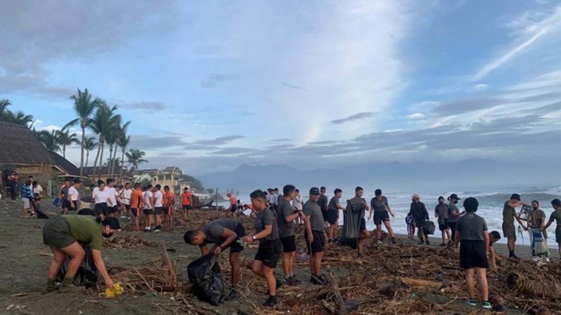 Baler Coastal Cleanup Drive Yields 5 Truckloads Of Trash | PAGEONE