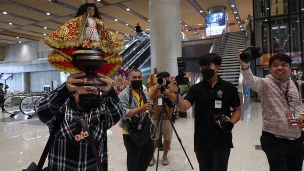 Throng Of Pinoys Arrive In Cebu From Abroad For Sinulog 2023 | PAGEONE