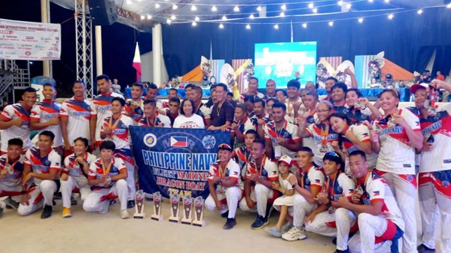 PH Navy Paddlers Bag 1st International Dragon Boat Race Crown In ...