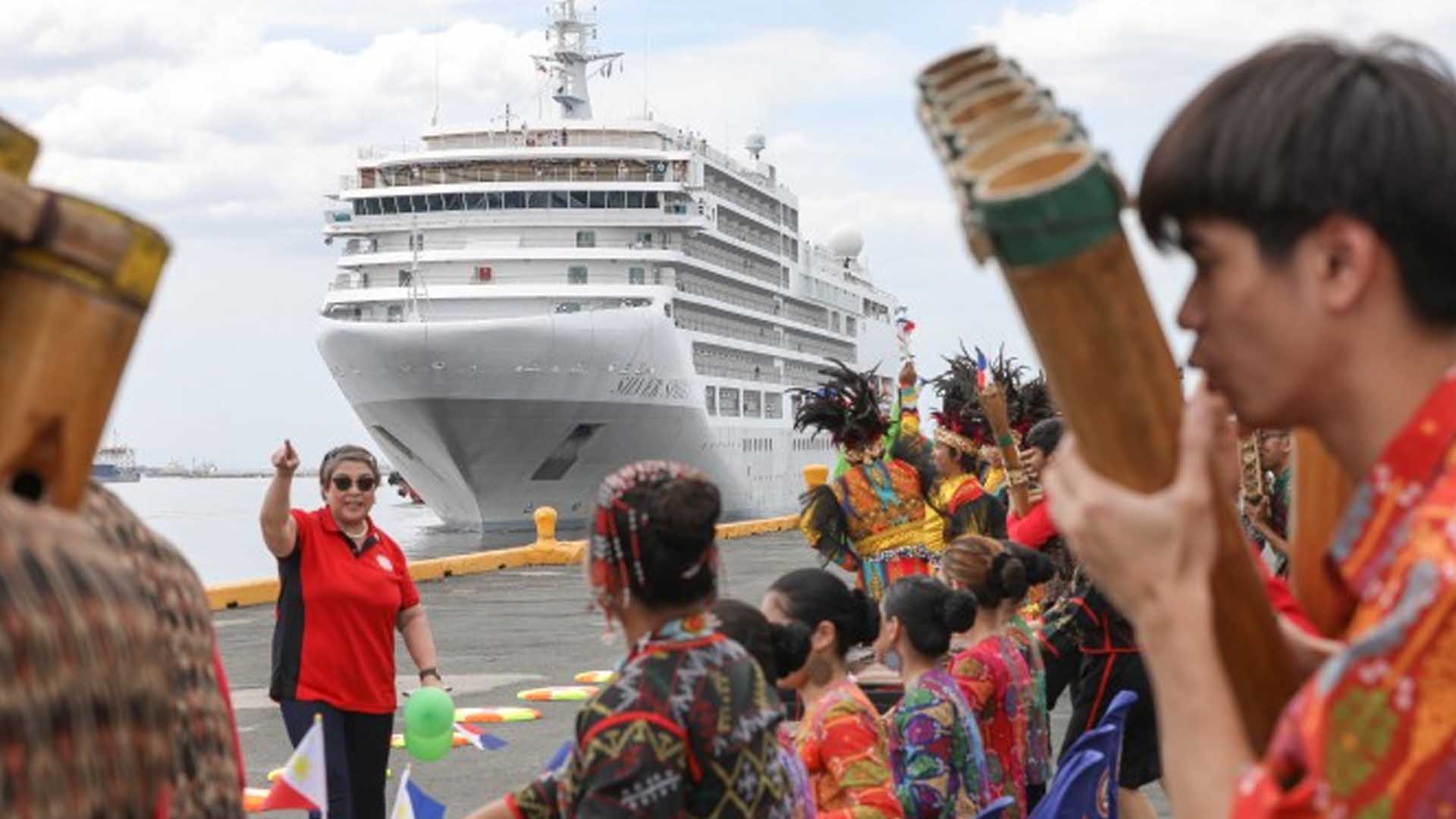 Department Of Tourism: PH Hits 3M Foreign Visitors From January To July ...