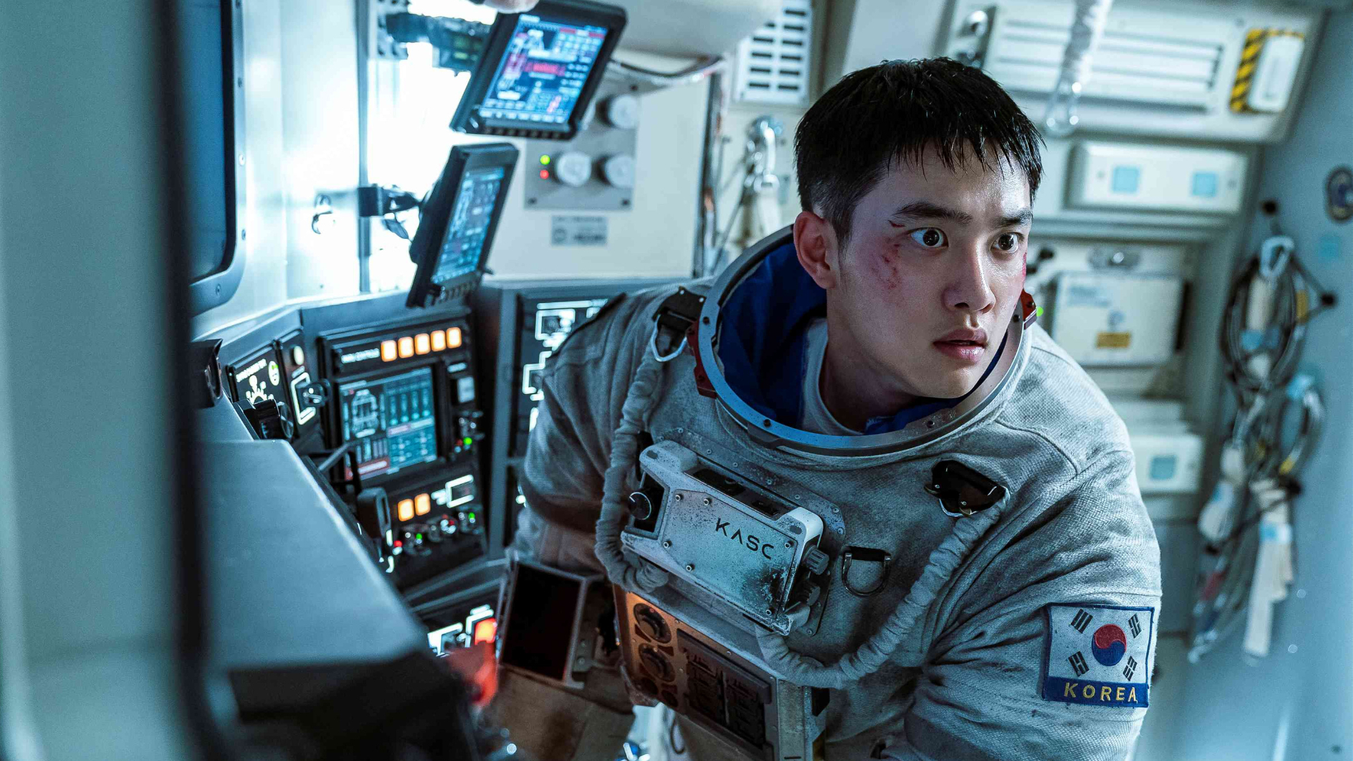 Director Kim Yong-Hwa Presents A Thrilling Space Survival Drama In “The ...