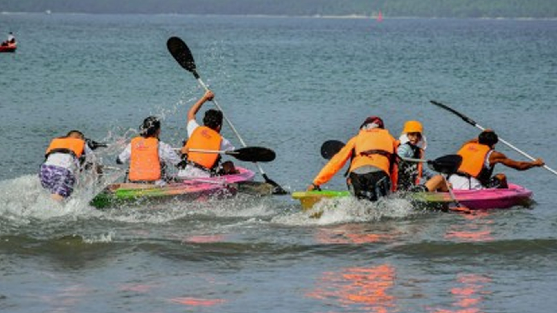 Borongan City Banks On Kayak Race To Draw More Tourists | PAGEONE