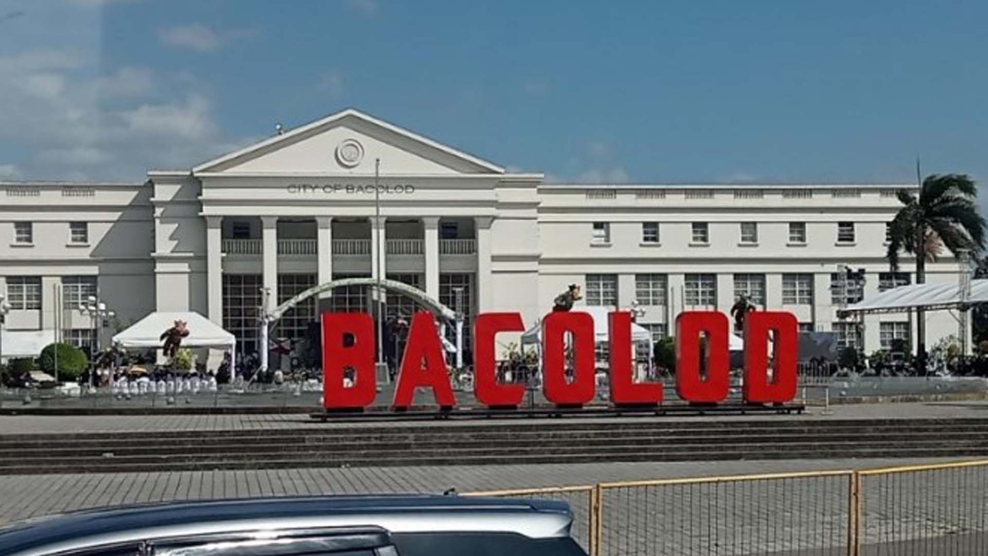 Bacolod City Pushes Contactless Processing Of Building Permits | PAGEONE
