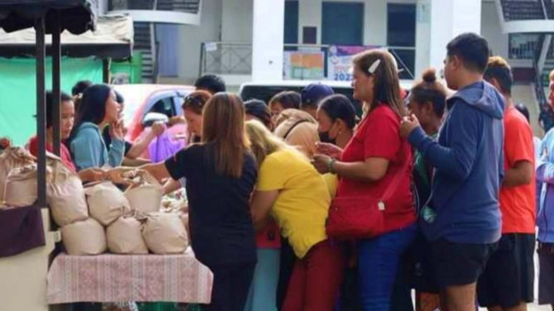 Kidapawan LGU Continues Selling PHP25 Per Kilo Rice To Residents - PAGEONE