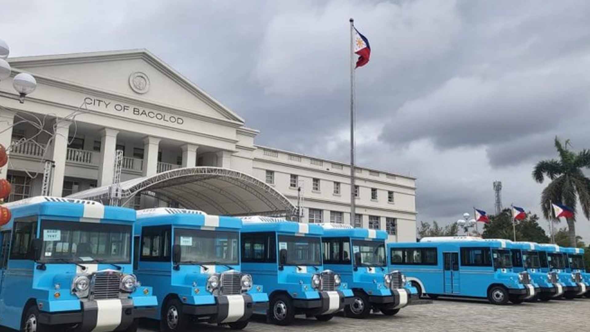 Bacolod City Establishes ‘Green Routes’ For Passenger E-Jeepneys | PAGEONE
