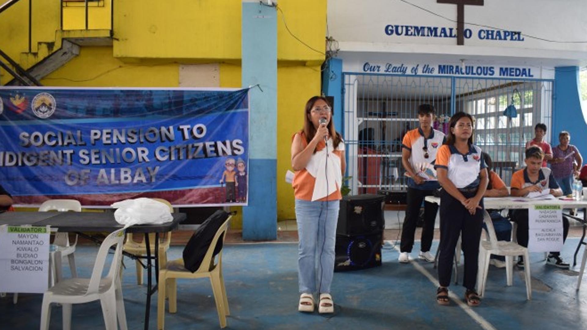 Over 4K Elders Get Social Pensions In Albay | PAGEONE