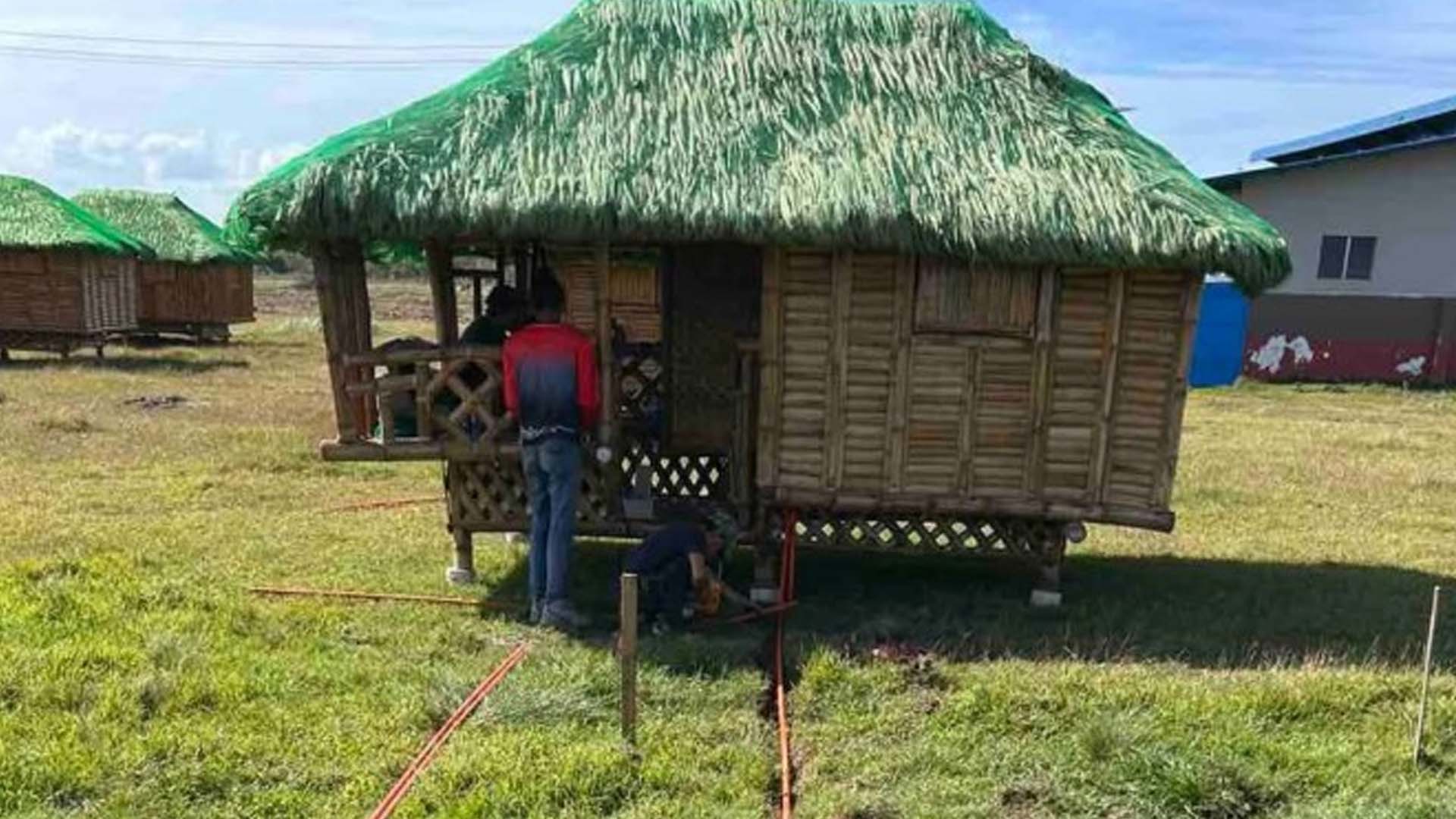 ‘Bahay Kubo’ Housing For Mt. Kanlaon IDPs Taking Shape In Bago City ...