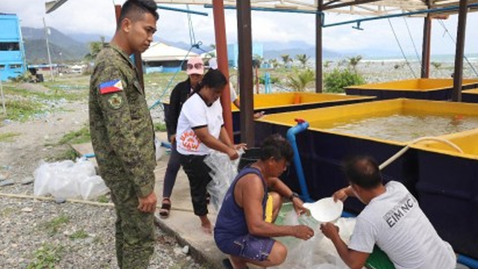 Farmers’ Group In Aurora Receives Cash Aid, Tilapia Fingerlings | PAGEONE