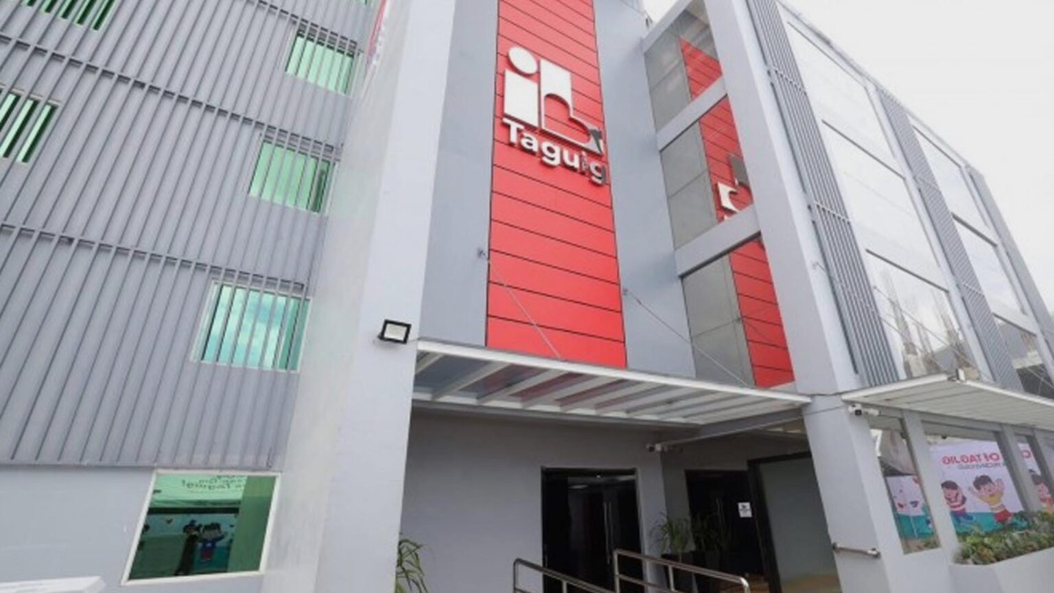 DepEd Lauds Taguig’s Yakap Center For Children With Disabilities | PAGEONE