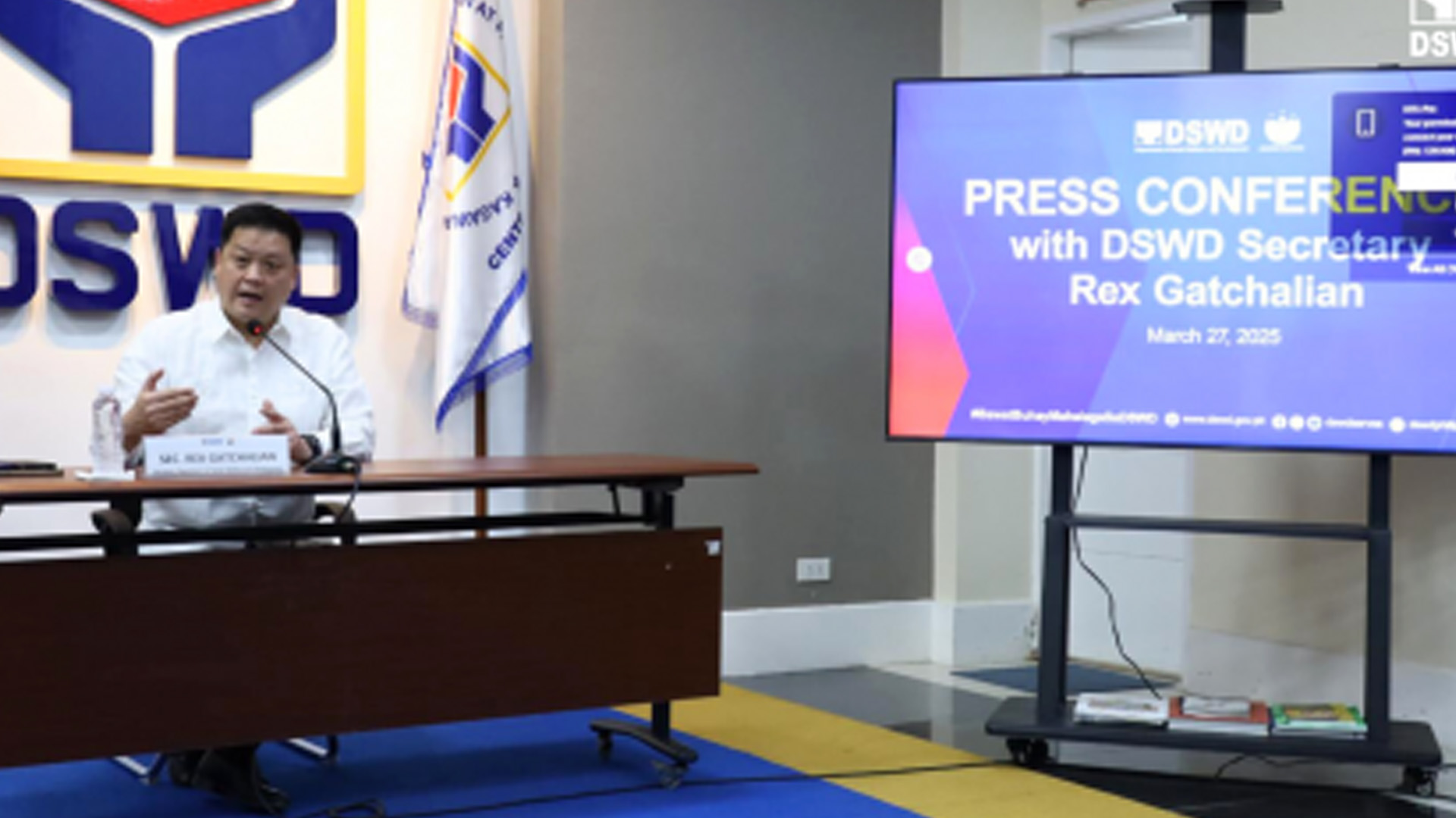 DSWD Tightens AKAP Rules, Limits Aid To Below-Minimum Wage Earners | PAGEONE